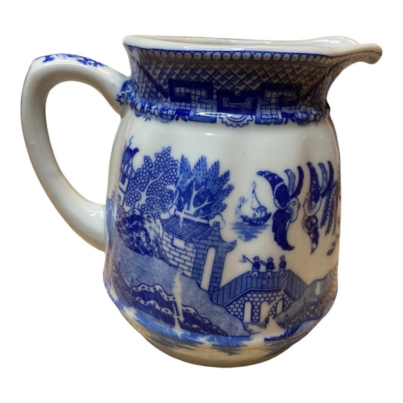 Blue Willow | Kitchen | Blue Willow Blue White Ceramic Pitcher Antique ...